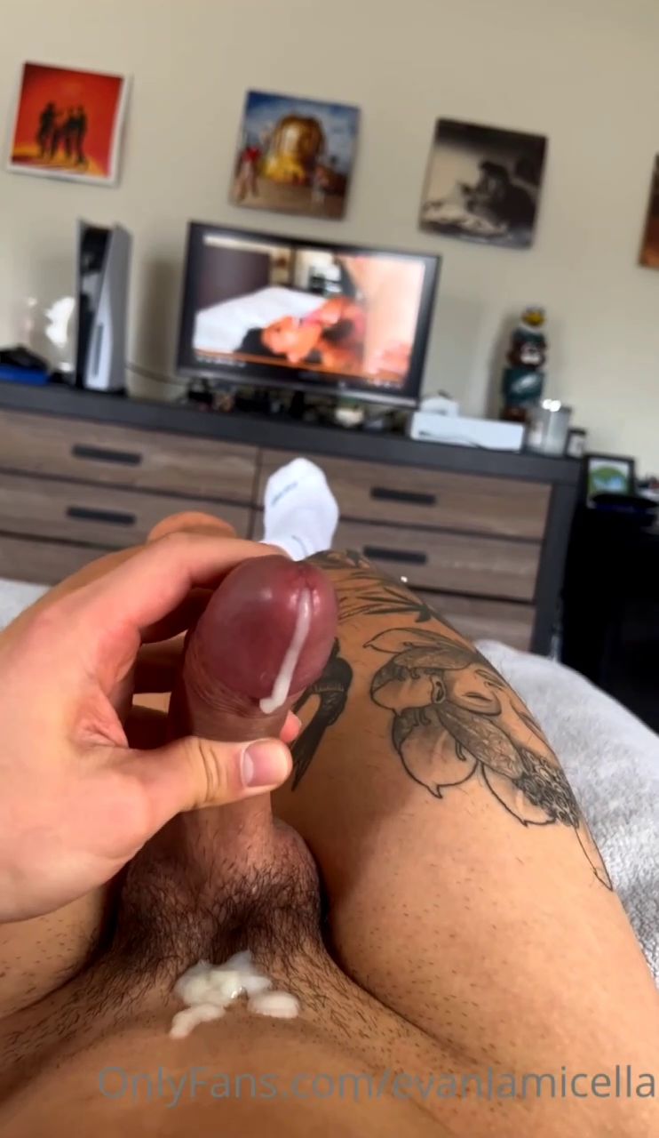 Evan Lamicella Jerking Off