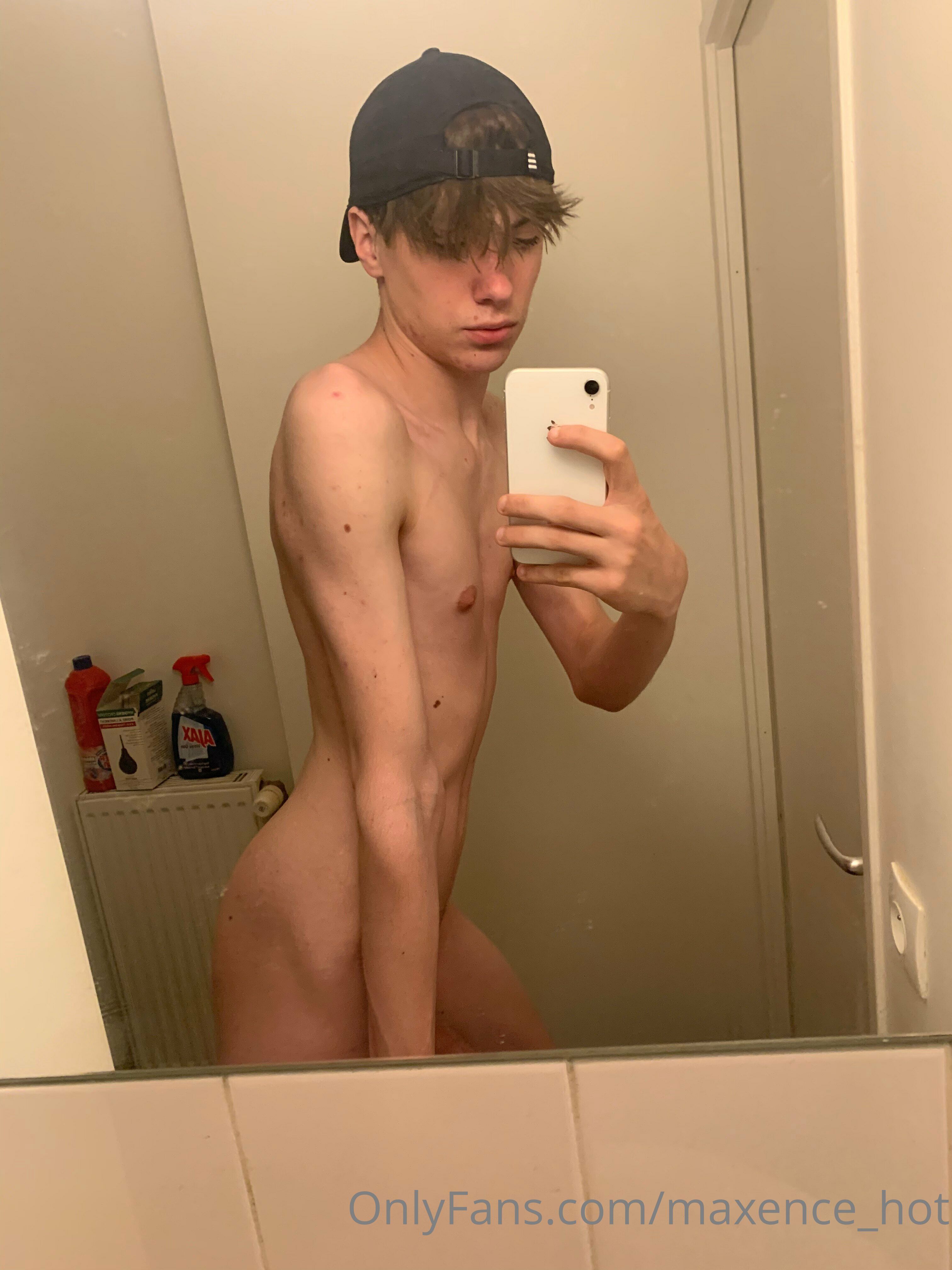 Of Maxence Hot